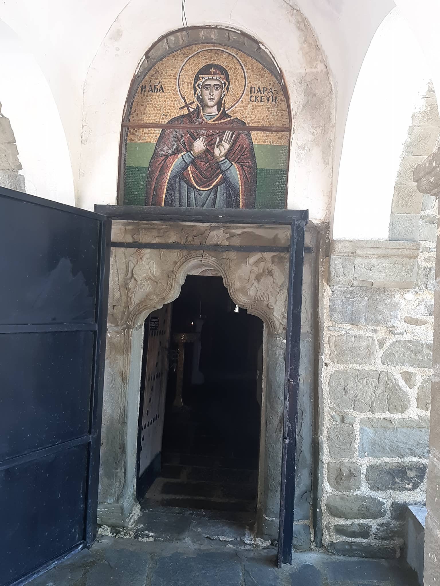 Ξεκινησαν οι ετοιμασιες και η καθαριοτητα στα Μοναστηρια μας εν οψει ...