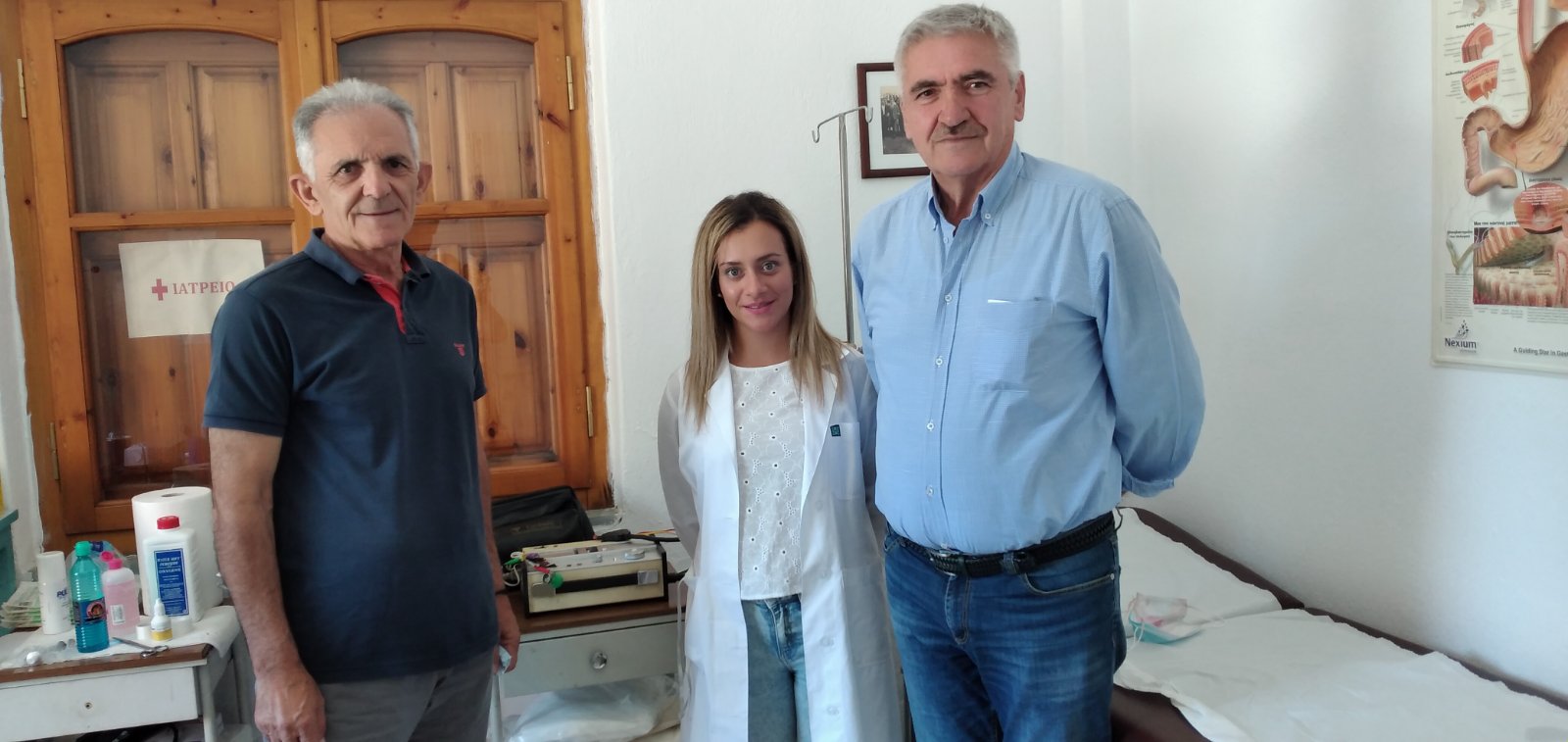 Έναν καρδιογραφο δώρισε στο ιατρείο της Σαμαρινας ο Κώστας Τζήμας ...