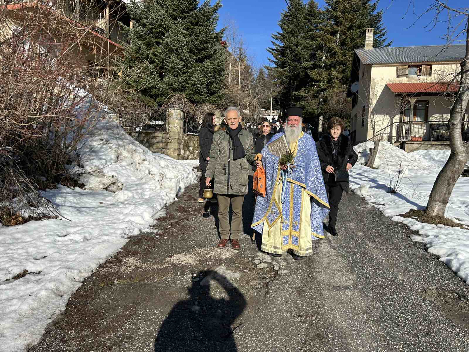 Πρόγραμμα ακολουθιών στην Σαμαρίνα ,Χριστουγέννων , Πρωτοχρονιάς και ...